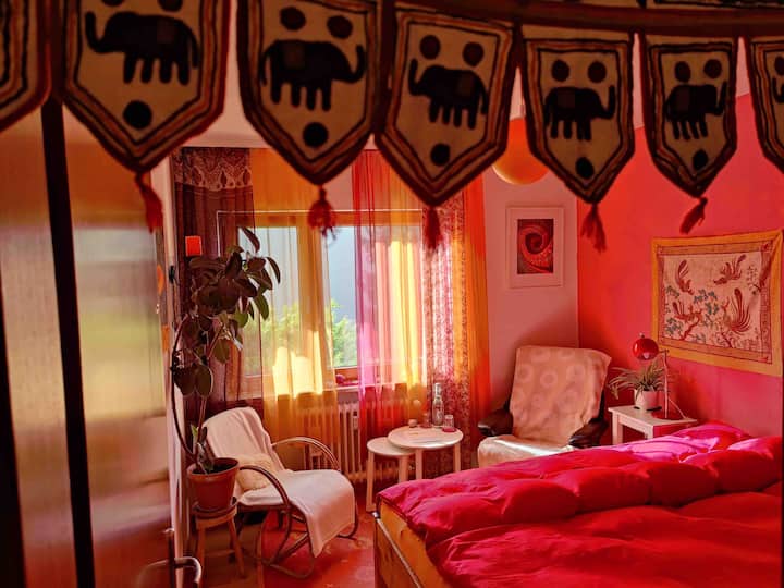 Cosy Room In Colorful Flat - 康士坦茨