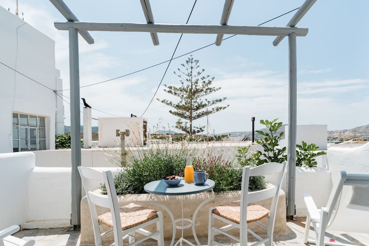 Piperi Beach Ferienwohnungen & Unterkünfte - Paros, Paros, Griechenland ...