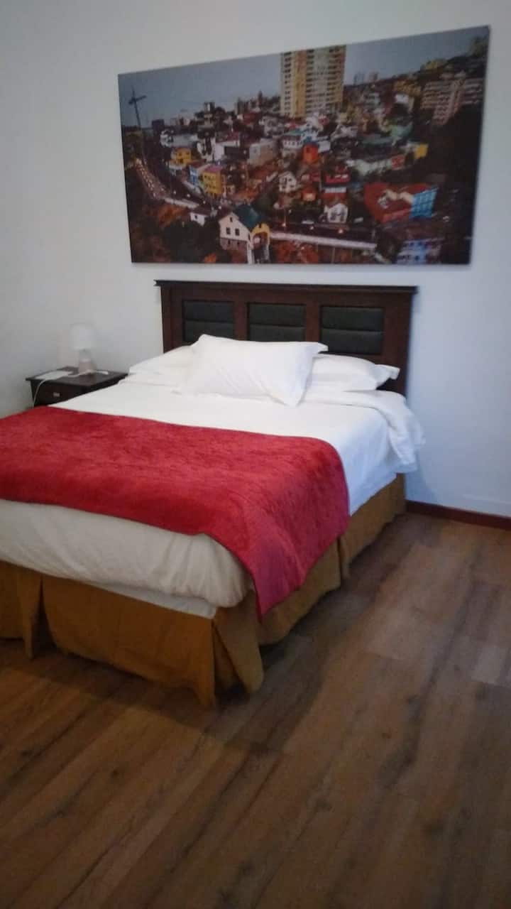 Habitación Matrimonial Con Baño Privado - Valparaíso