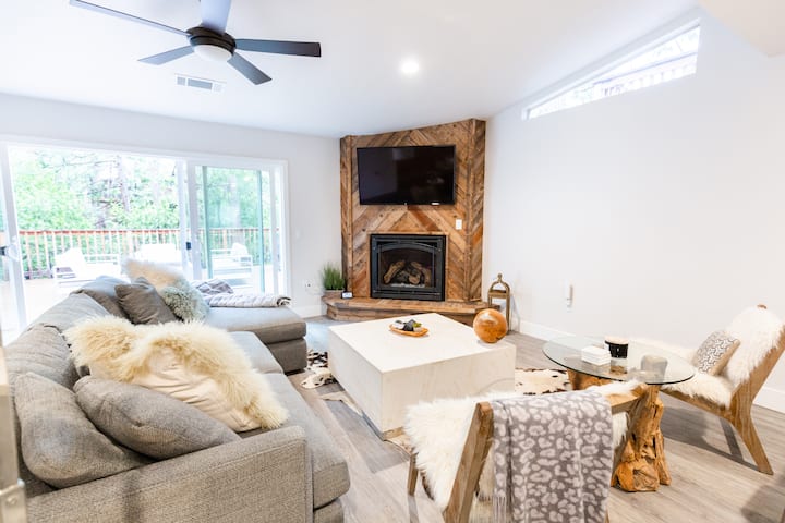 Chardonnay Chalet-all 22 Reviews 5 Stars! - Bass Lake, CA