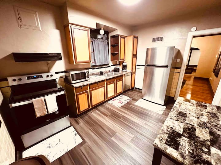 Cozy Spacious St. Louis City Home - Saint-Louis, MO