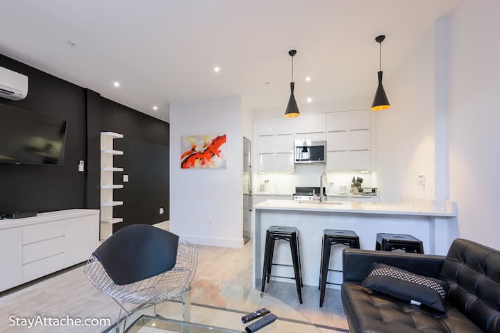 Modern 2br W/ Outdoor Space In Dupont Circle! - Washington, D.C.