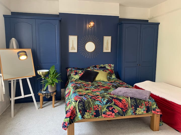 Luxurious Double Bedroom En-suite B&b Central - Leamington Spa