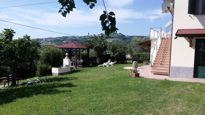 Country Holiday Home. Where No One Will Find You! - Castelli