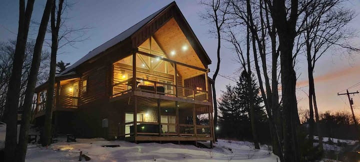 That Special Place (Lake View, Hot Tub 4 Bedroom) - Deep Creek Lake, MD
