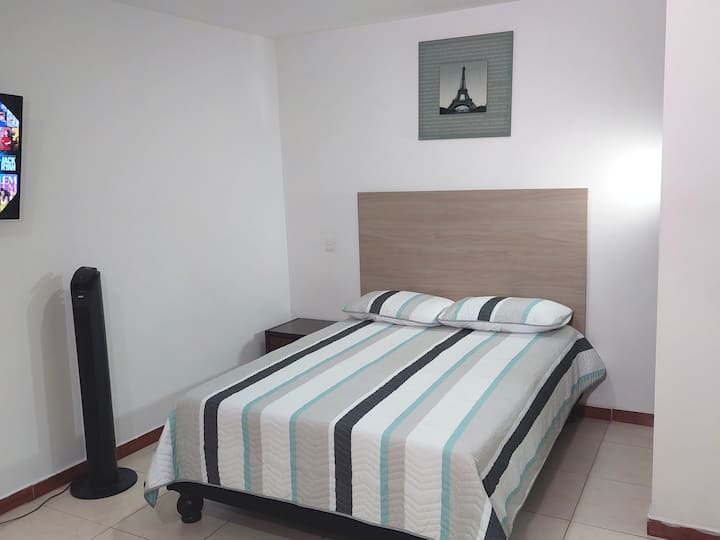 102 - Apartaestudio / Baño Privado Y Cocina Dotada - 卡利