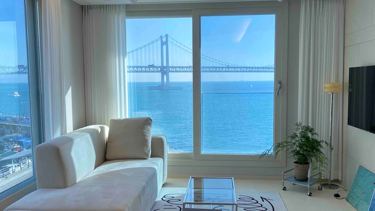 Busan Holiday Rentals & Homes - Busan, South Korea | Airbnb