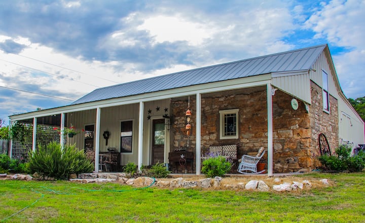 Ava Haus Dairy Barn See Our Other 4 Listings! - Augusta Vin, Fredericksburg