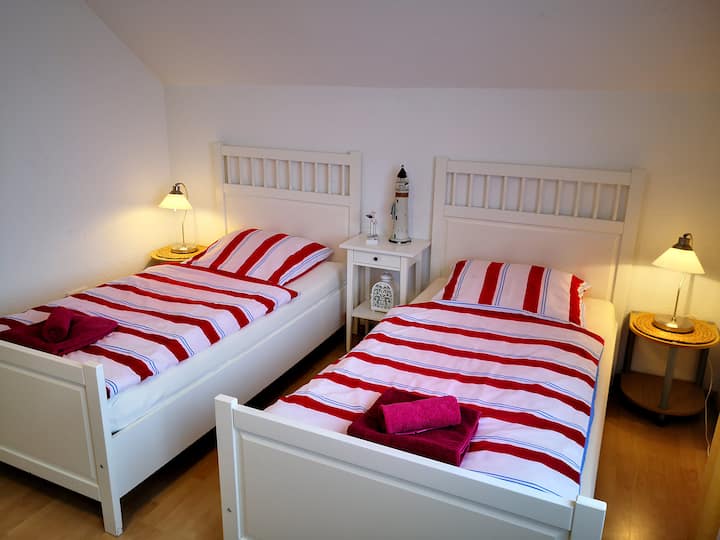 Stadtnahes Zimmer In Niendorf - Norderstedt