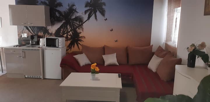 Schöne Zimmer Mit Eigene Küche,bad In Krefeld City - Krefeld