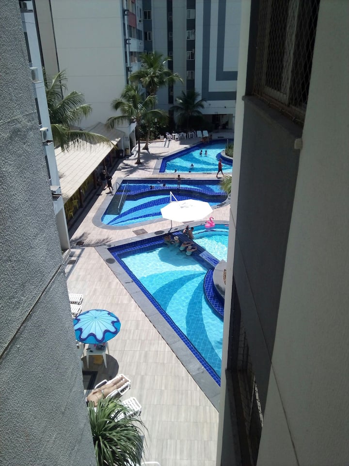Apartamento De 2 Quartos, Completo E Confortável. - カルダス・ノバス
