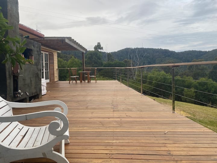 Couples Retreat The Valley View Cottage, Epic View - Taree