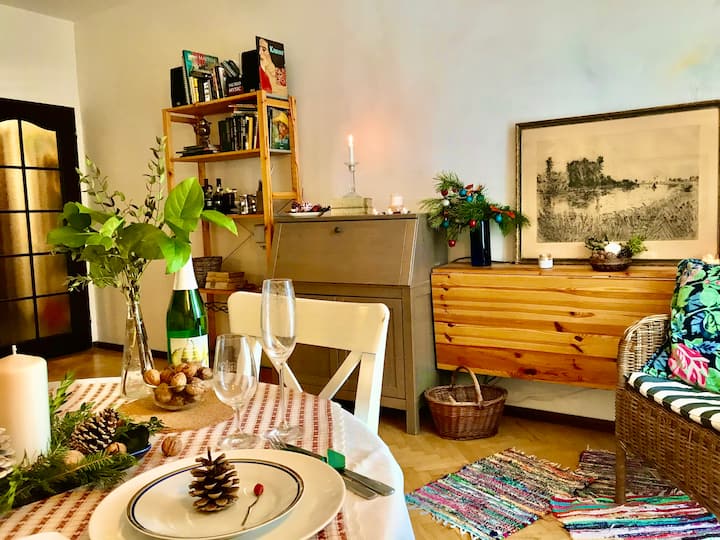 Cozy Light Apartment Close To Old Town - Praga