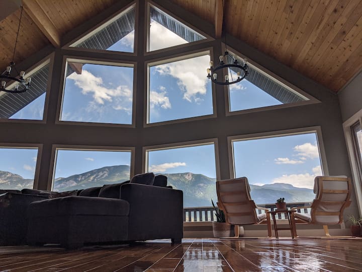 Rocky Mountain A-frame • Hot Tub • Sauna • Firepit - Canada