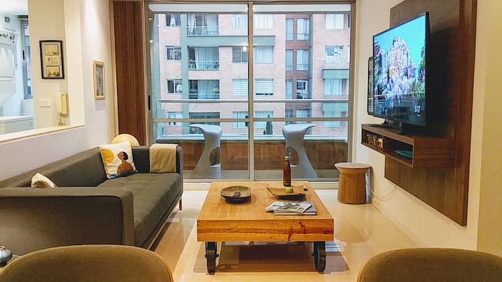 Casa Museo - A 2 Br, 2 Bath Gem In Chic El Poblado - 메데인