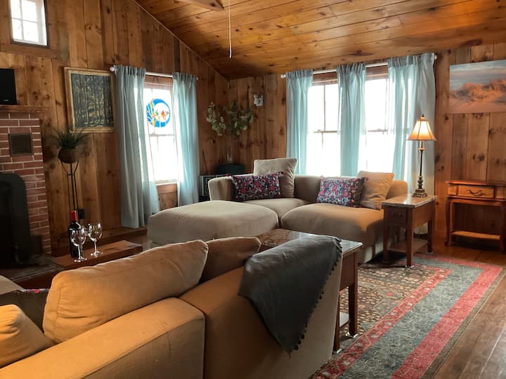 D. Chief's Lodge Cheerful Cabin At The Camp - Bigelow Hollow State Park, Union