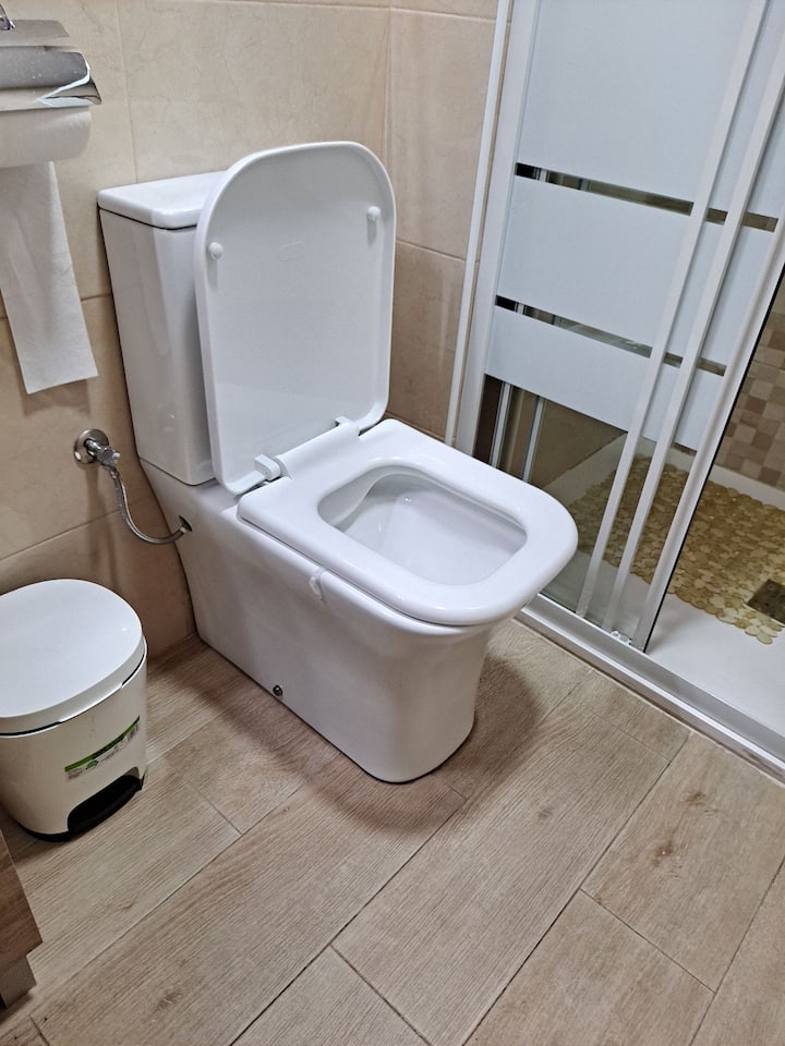 Habitación Wifi, Cocina, A/c 4 Camas, Patio Balcón - Valencia