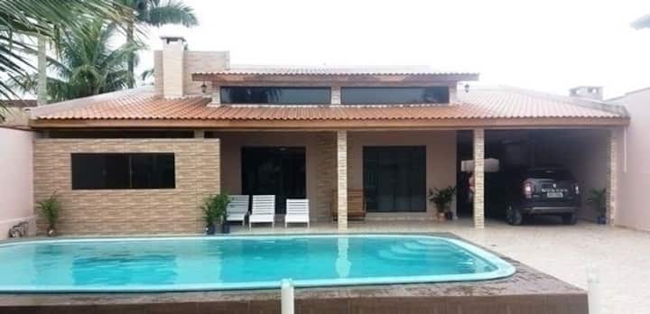 Casa 4 Quadras Da Praia Para 15 Pessoas - Guaratuba