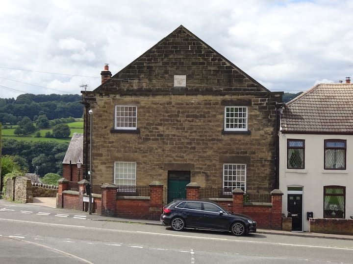 Converted Chapel With Great Views In Belper - Belper