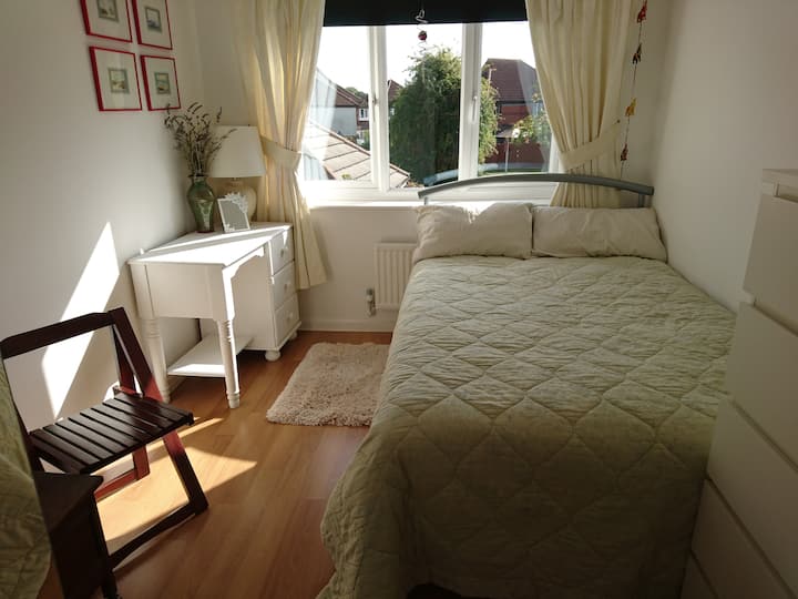 Didcot Holiday Rentals & Homes - England, United Kingdom | Airbnb