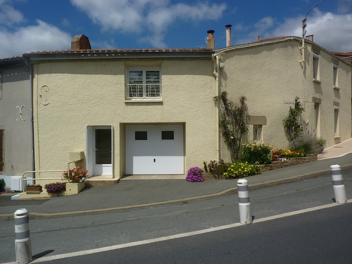 Proche Puy Du Fou Appartement 4 Personnes - Mortagne-sur-Sèvre