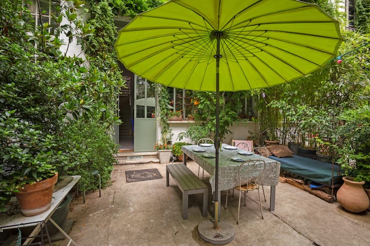 Maison De Charme Avec Patio En Plein Cœur De Paris - Paris