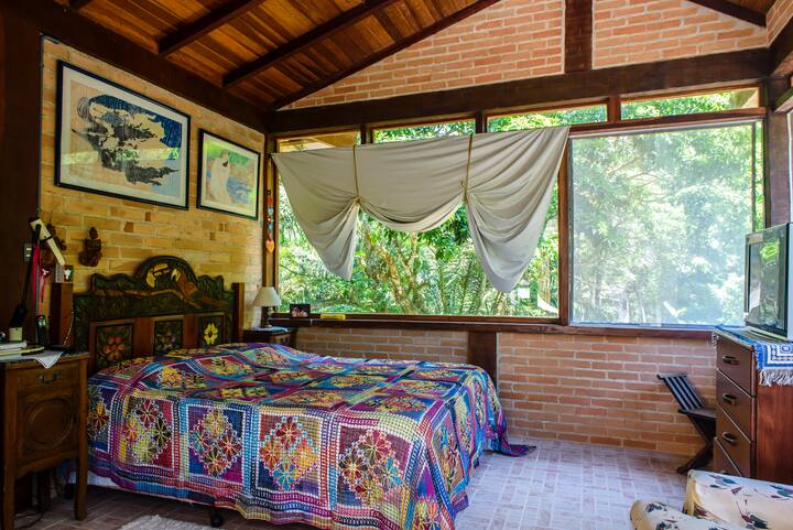 Mira & Chico B&b - Forest, Waterfall And Good Food - Ilhabela