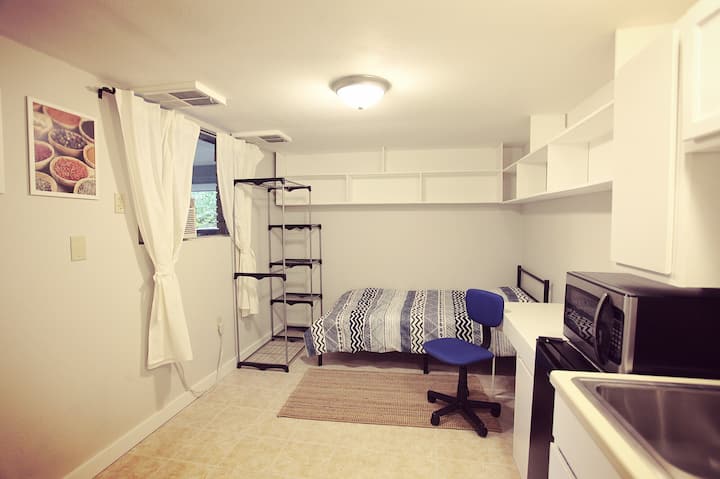 Private Studio Near Uta And At&t Stadium - Arlington, TX