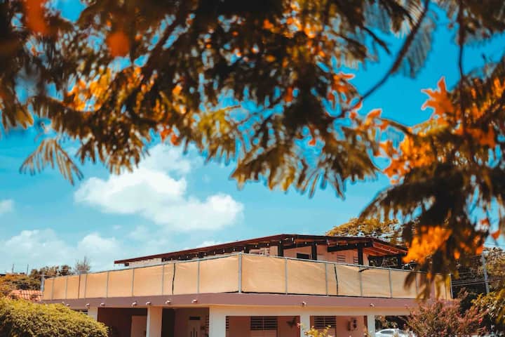 Villa Melolai For 6 • Jacuzzi • Perfect Location - Camuy