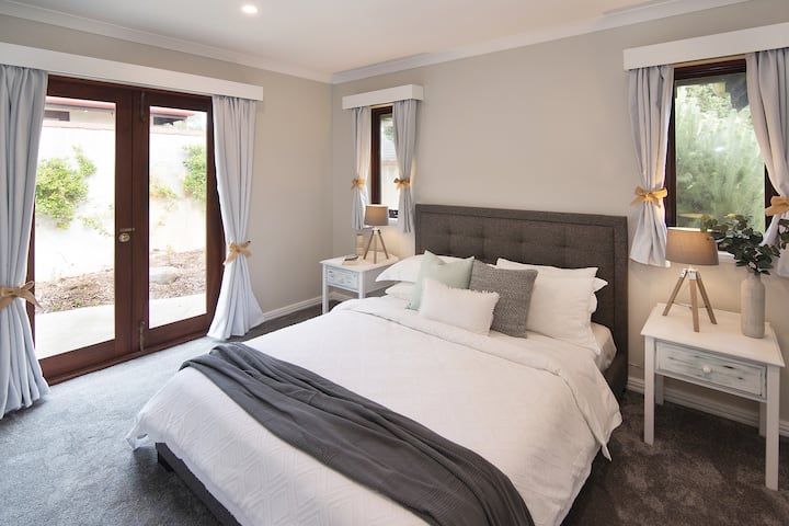 The Margaret River Local - In Town - Cowaramup