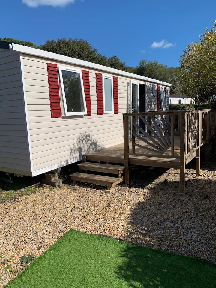 Mobil Home 8 Places Camping Lac Des Rêves - Montpellier