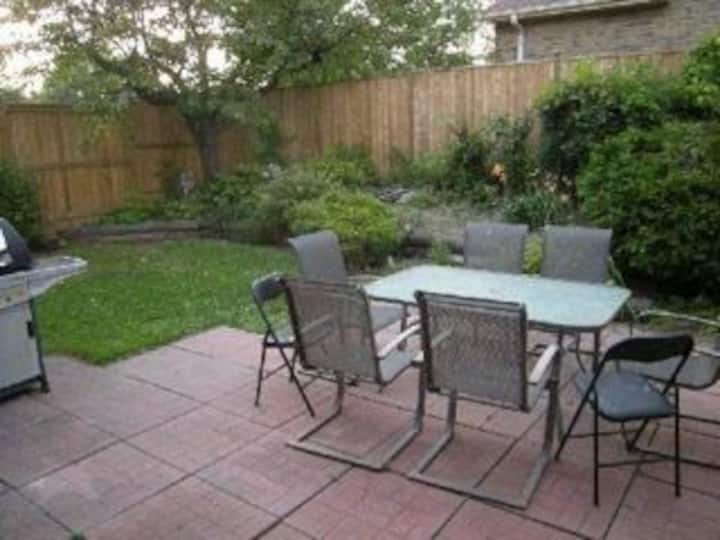 Dbl Storey Detached House Kingston & Whites Go Stn - Pickering