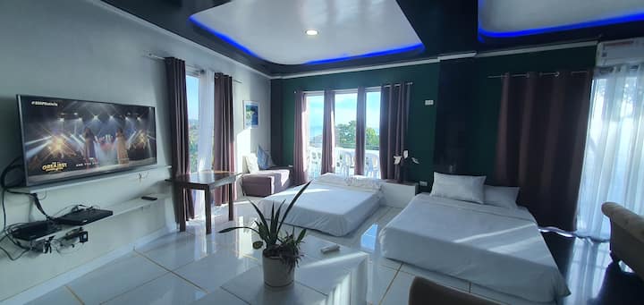 Phuenics De Galera, A Nice Place To Enjoy/relax - Puerto Galera