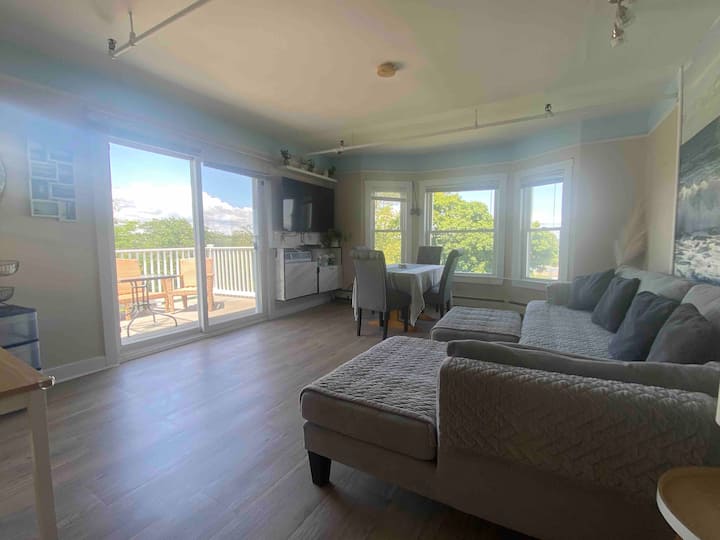 Lovely 1 Bedroom Condo With Amazing Ocean View - Ogunquit, ME