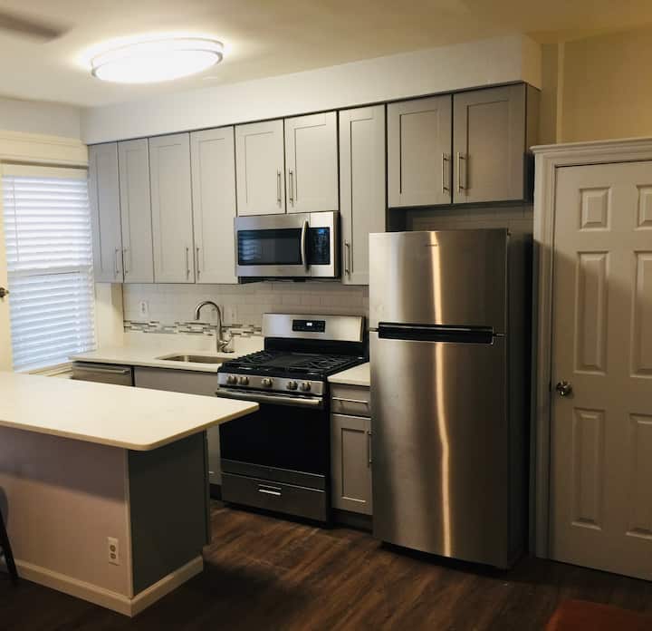 1 Bedrm, 3rd Fl, Dwntn,3 Blks Convention Ctr/metro - Washington, D.C.