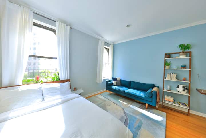 Peaceful Central Park & Lincoln Center Home - New York