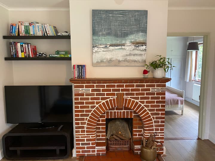 Fernlea In The Wood - Wokingham