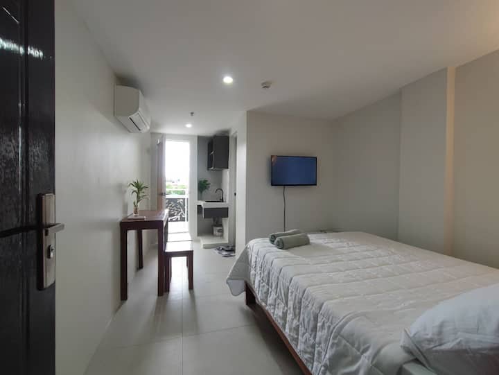 404 Studio Type 2 Pax Ma'am Olive's Hotel - Olongapo