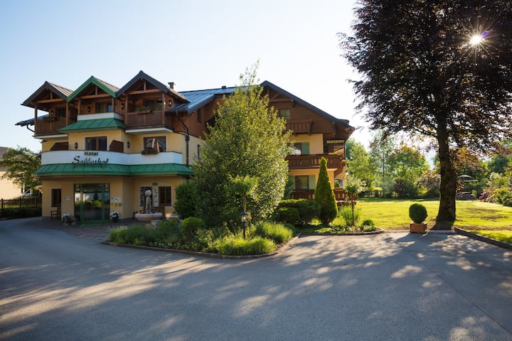 Single Room - Breakfast Included - Salzburg