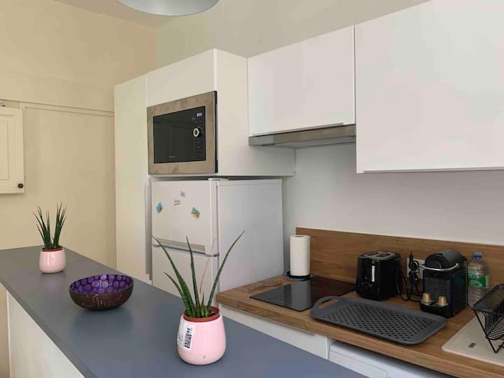 Studio Meublé Toulon Le Mourillon
50 M Des Plages - Saint-Mandrier-sur-Mer