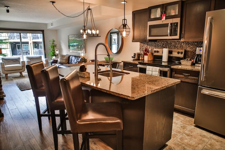 Premiumstayz 3107 At Copperstone, Family Perfect - Canmore