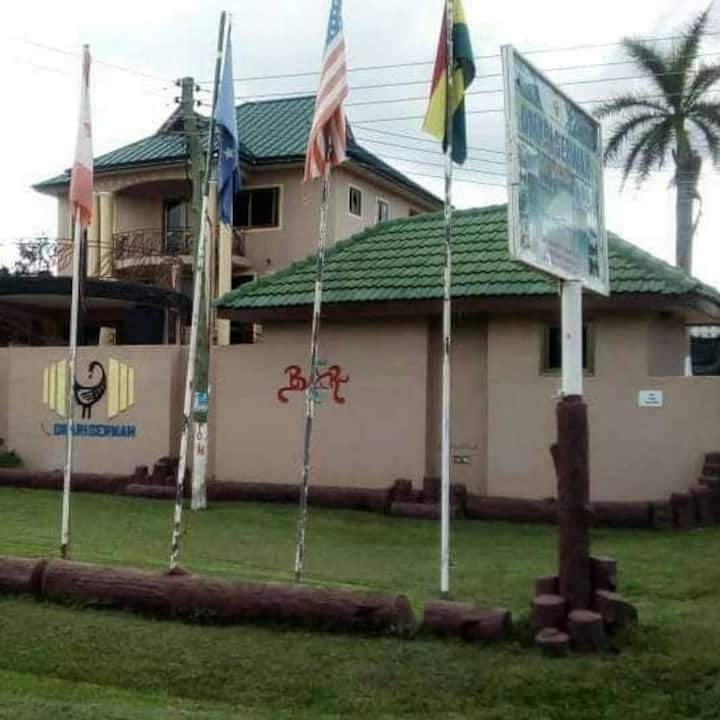 Kwahu Afram Plains South Vacation Rentals & Homes - Ghana | Airbnb