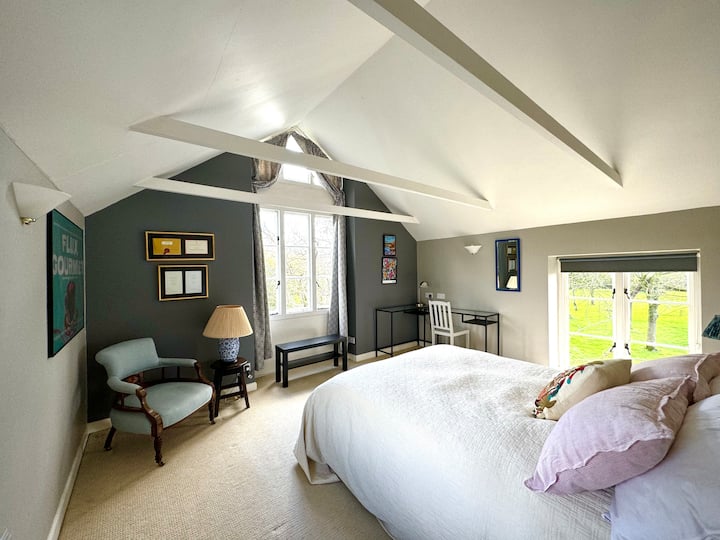 Large And Sunny Double Bedroom Near Glastonbury - Glastonbury