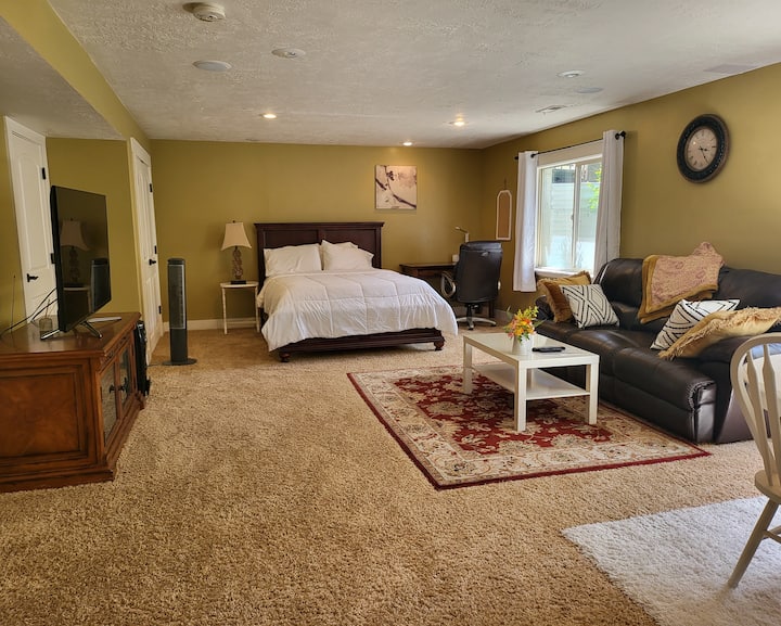 Cozy & Safe 880sq Guest Studio - Cottonwood Heights, UT