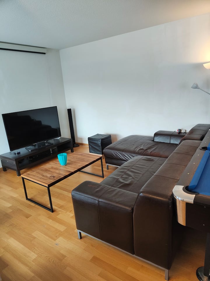 Flug Haus 🏡 - Kloten