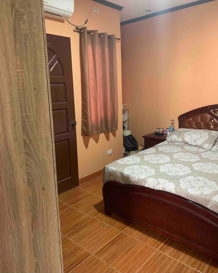 2 Level Residential Home Near Iloilo Airport. - Leganes