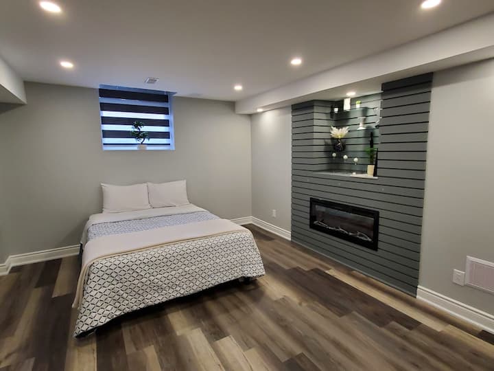 Glacier's Cove - Brampton