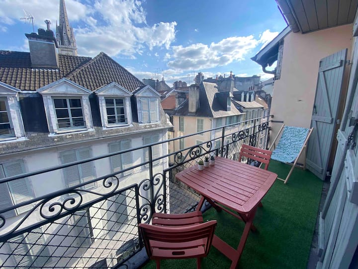 Hyper Centre Appartement Situé à 150m Du Château - Pau