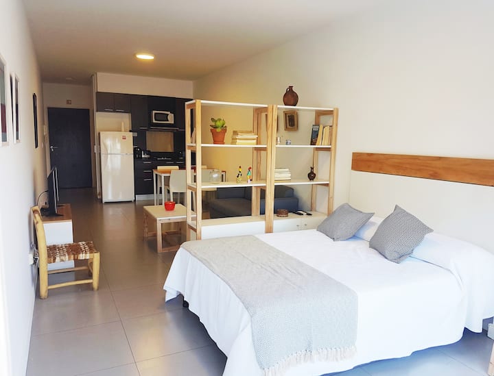 A Bright Studio In Palermo Hollywood - Buenos Aires