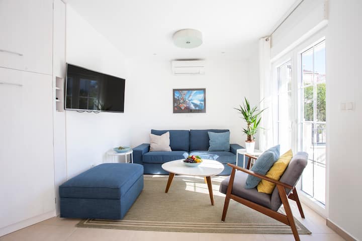 Luxorious & Spacious Family Space At Pool Villa Near Split And Close To Beach - Podstrana